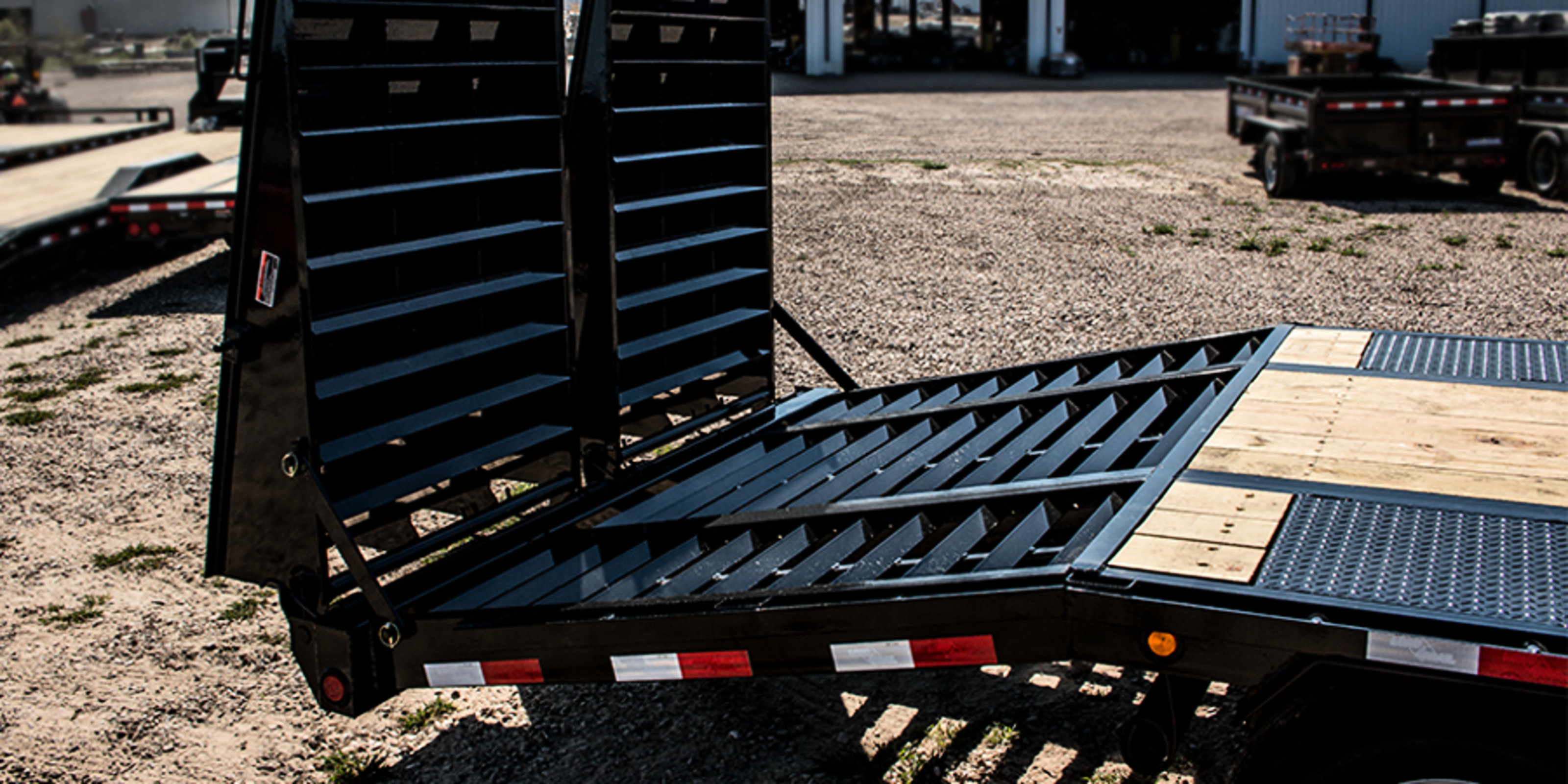 [BYO] Low-Pro Pintle Hook Trailer w/12" 19 lb I-Beam Frame 22,000 Lb