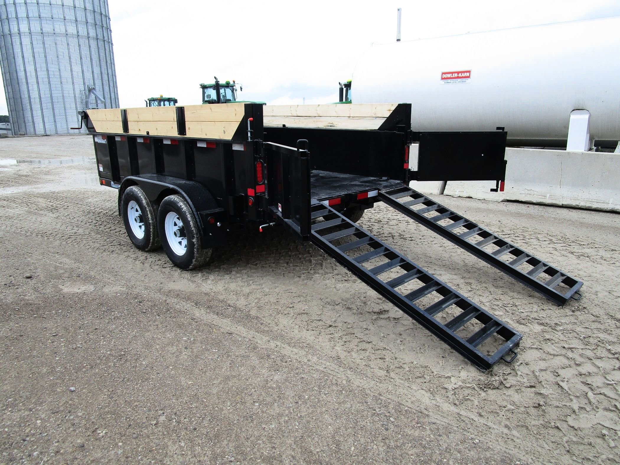 [BYO] Heavy Duty Dump Trailers 10,800 lbs. GVWR