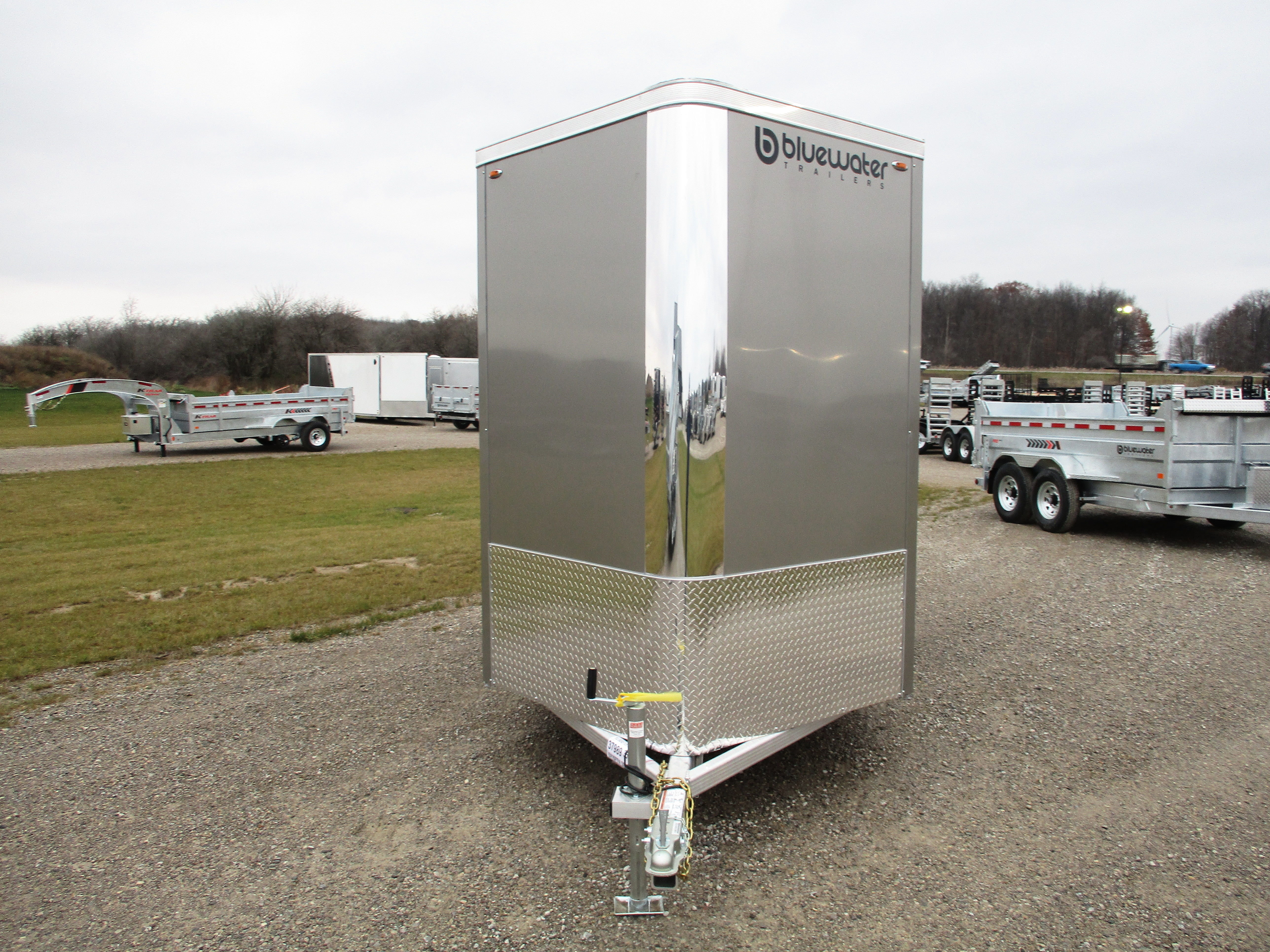 [BYO] Aluminum Flat Top V-Nose Trailer