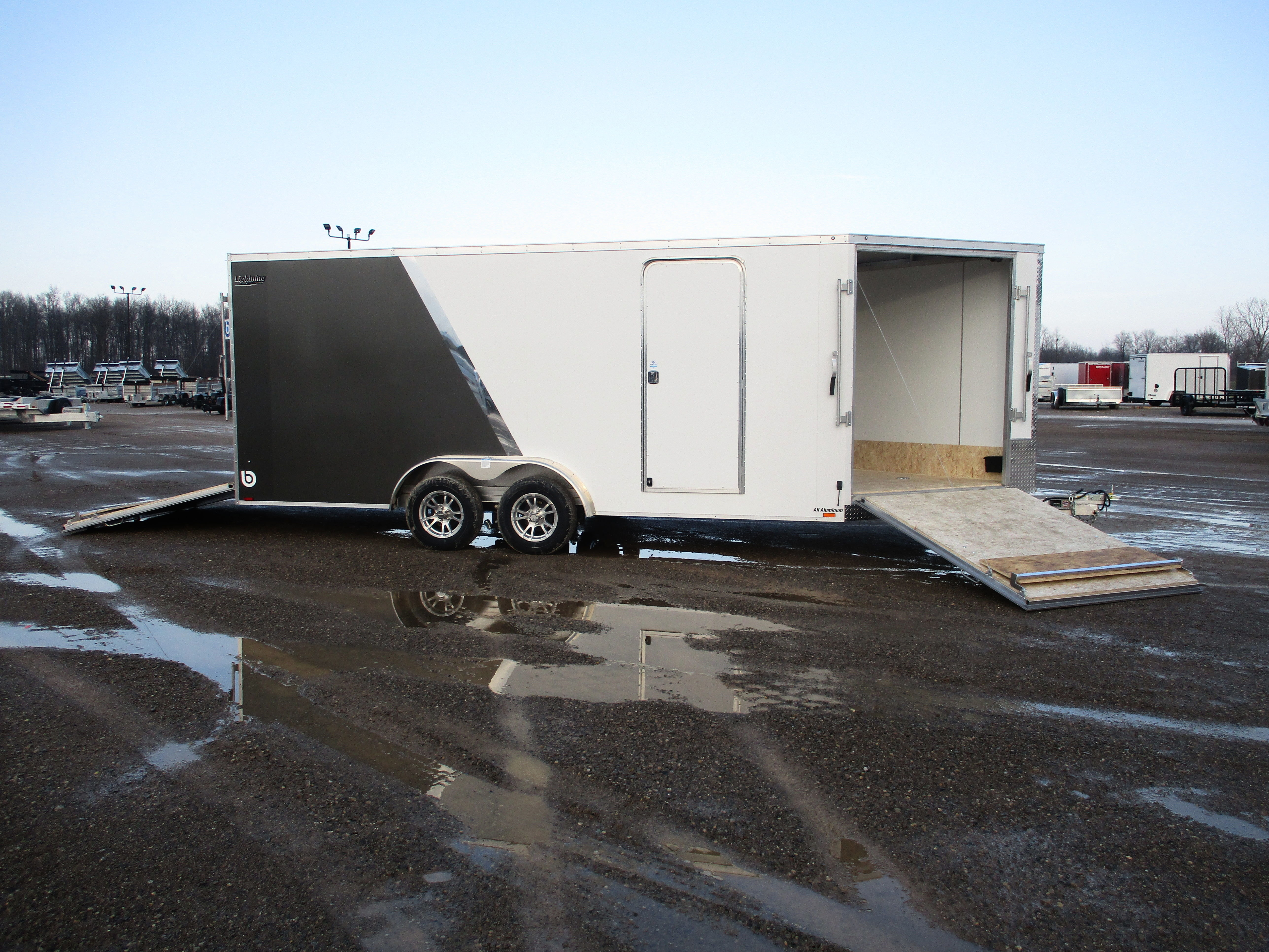 [BYO] Aluminum Enclosed Snowmobile Trailer