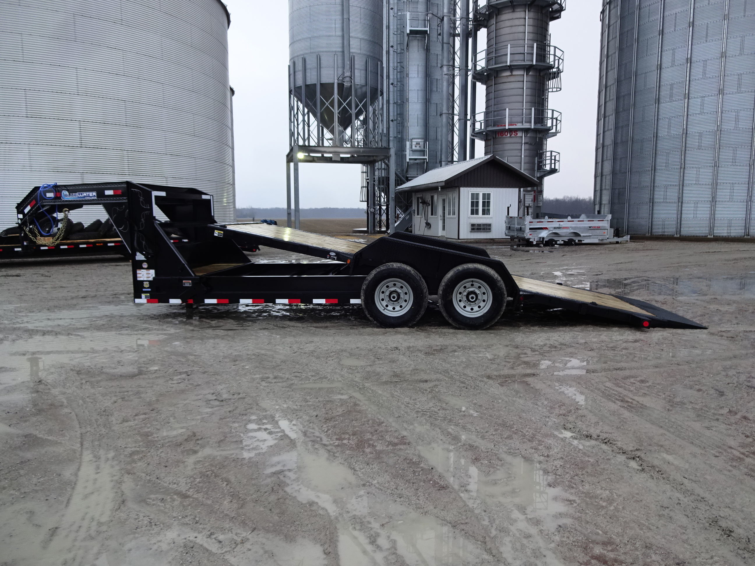 [BYO] Gooseneck Tilt-N-Go Tilt Deck Trailer 14,000 Lb