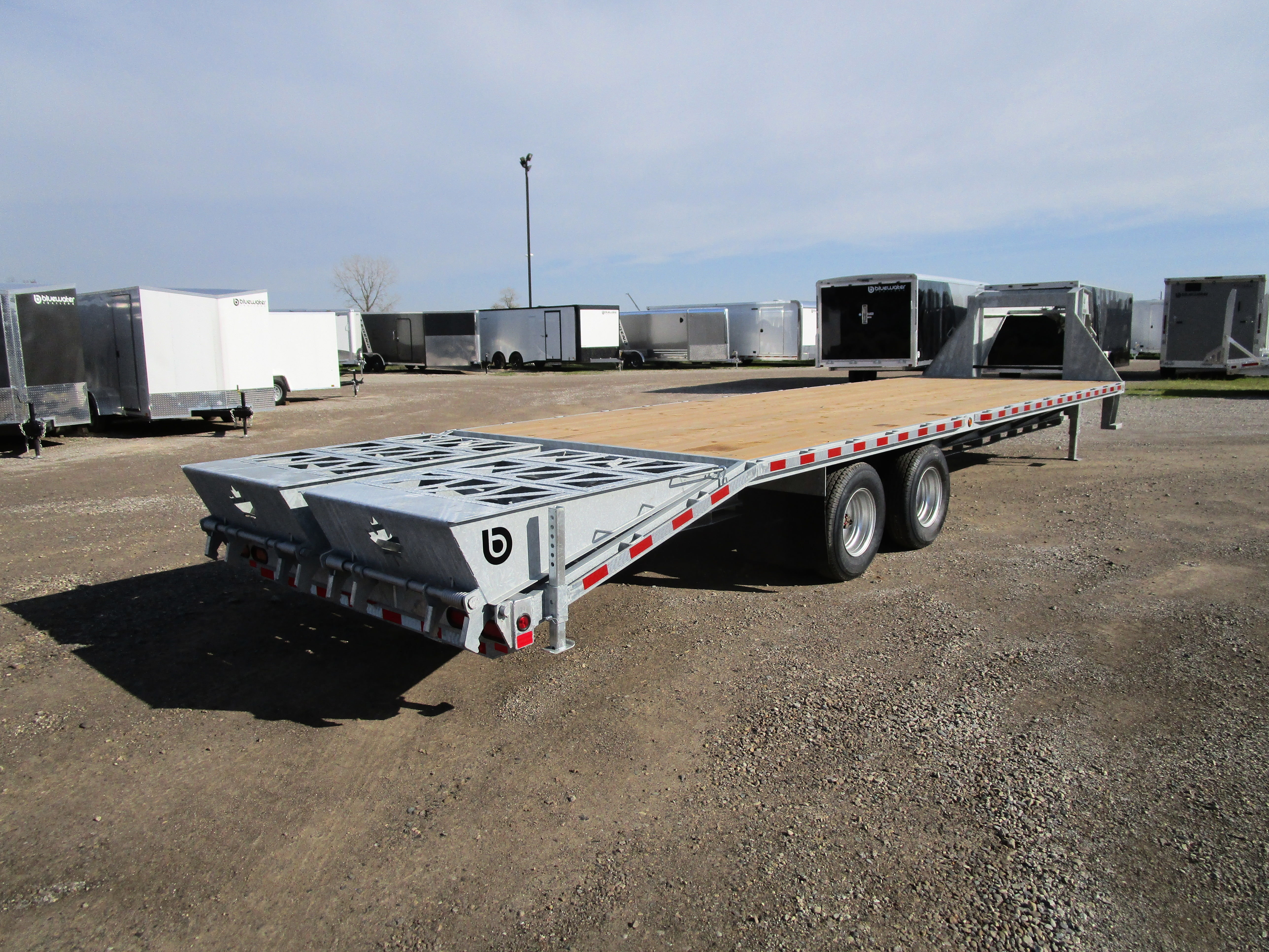 [BYO] Galvanized Premium Gooseneck Trailer 25,920 lbs. GVWR
