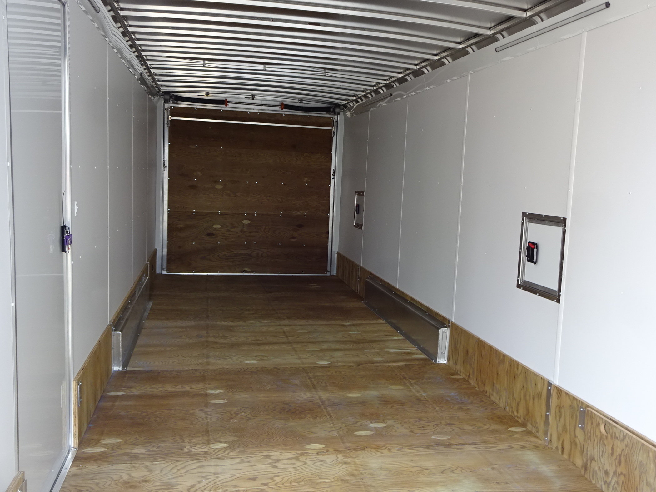 [Inv] Aluminum 7.5 NASX Round Top Trailer